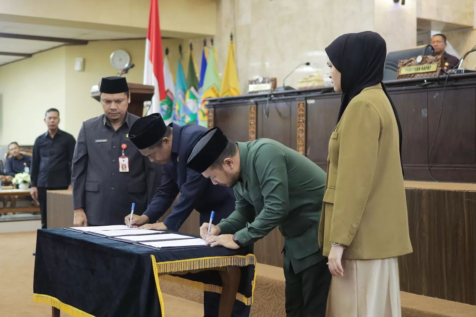 DPRD Usulkan Muhidin Jadi Gubernur Kalsel ke Presiden Prabowo
